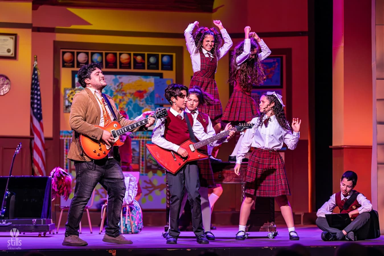 School of Rock: Entertaining, with excellent young talent